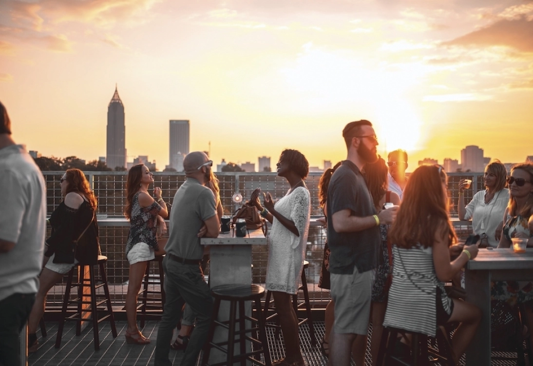 Cool Down in Atlanta: Top Rooftop Bars for Summer Fun