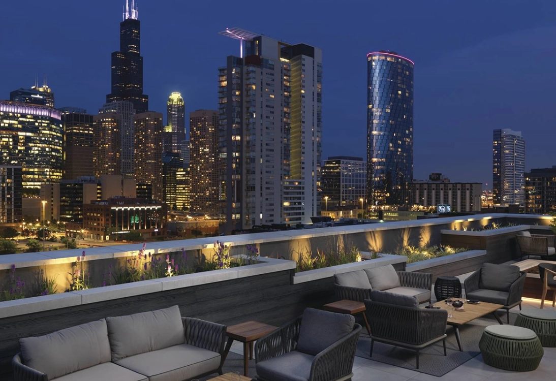 Nobu Hotel Chicago: Rooftop Sushi, Cocktails & Stunning Views