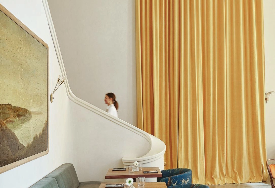 Le Bon Nosh: Buckhead's Culinary Gem Inspired by Iran