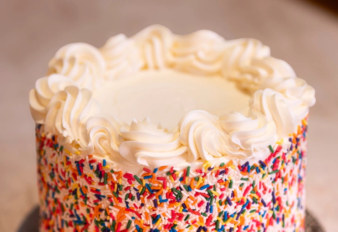 Top Must-Try Bakeries in Los Angeles for Artisanal Treats