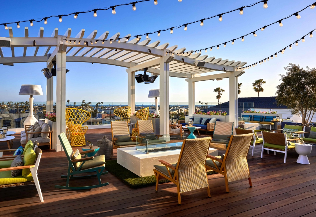 Top Bars in Orange County: Sip & Savor the Best Cocktails