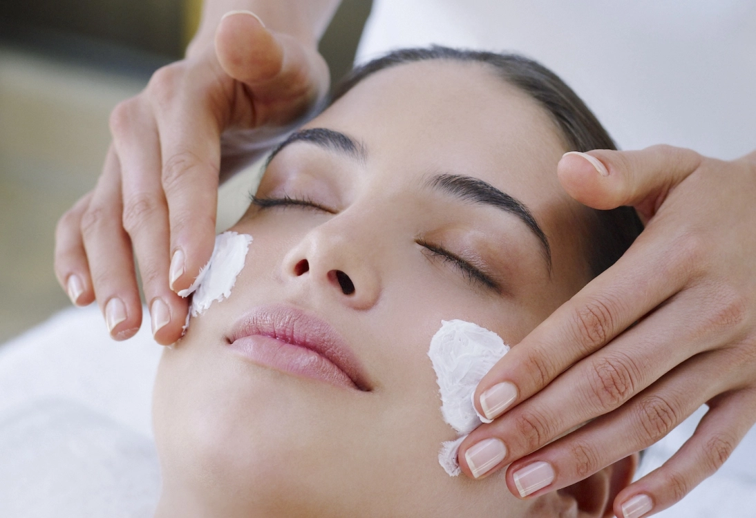 Top 10 Boston Spas for the Ultimate Fall Refresh