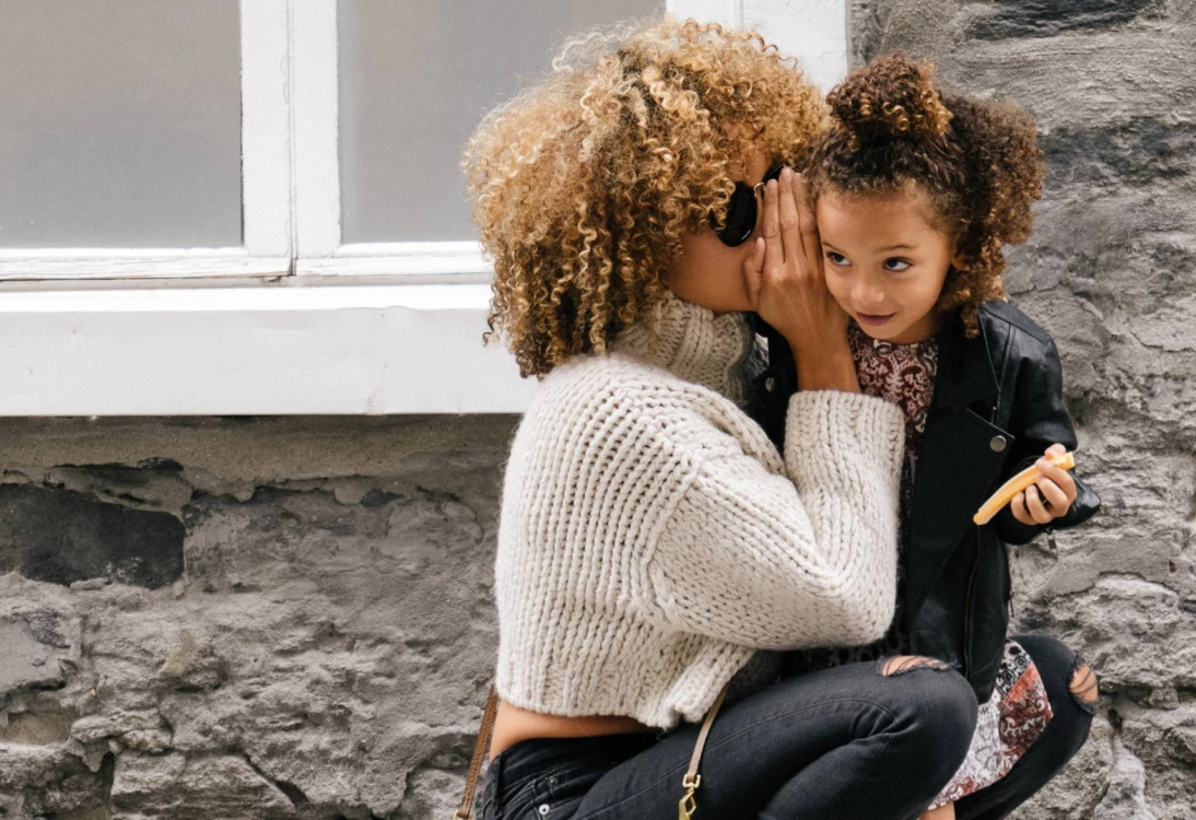 Top 8 Instagram Super-Moms to Follow for Real Inspo