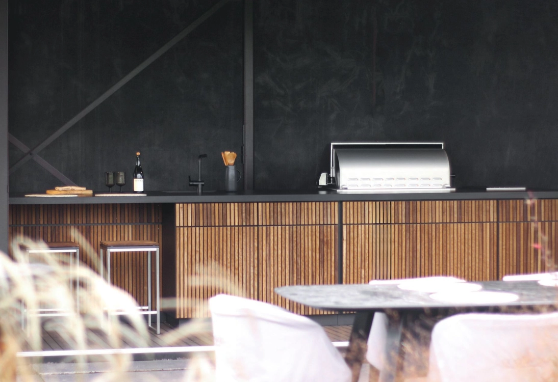 CUBIC Outdoor Living & eggersmann: Luxury Outdoor Kitchens