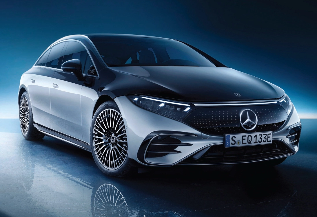 Mercedes-Benz Pioneers Luxe Electric Future Under Källenius