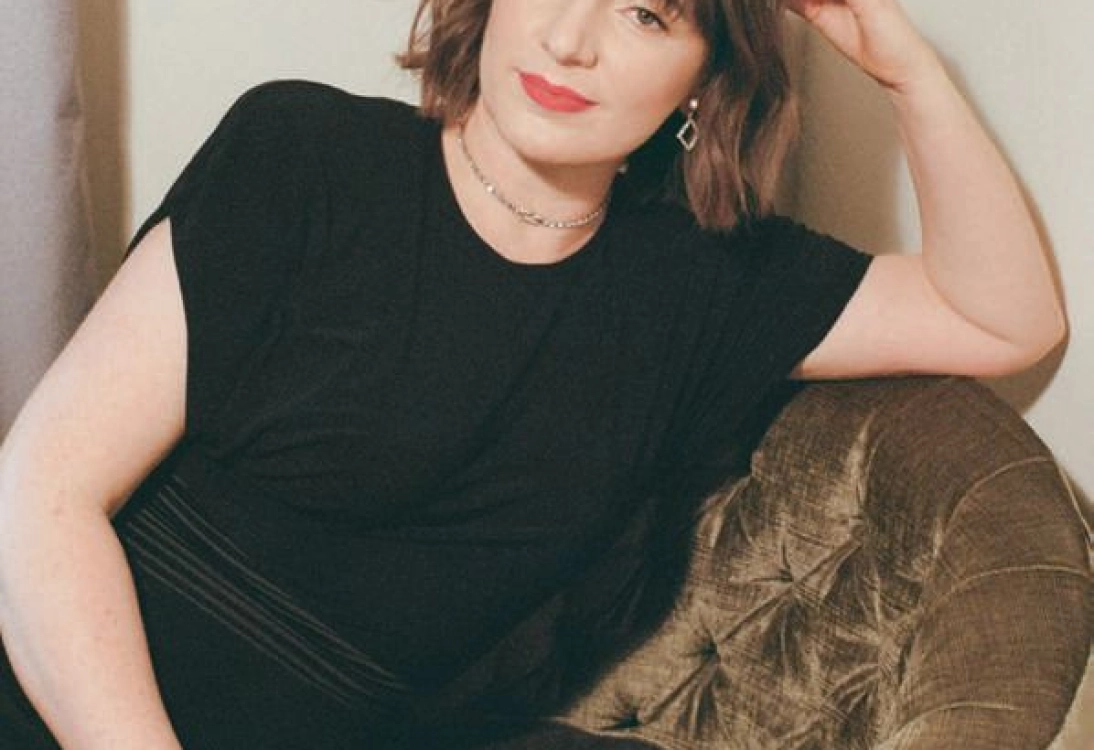 Top Wedding DJ Songs for Unforgettable Moments