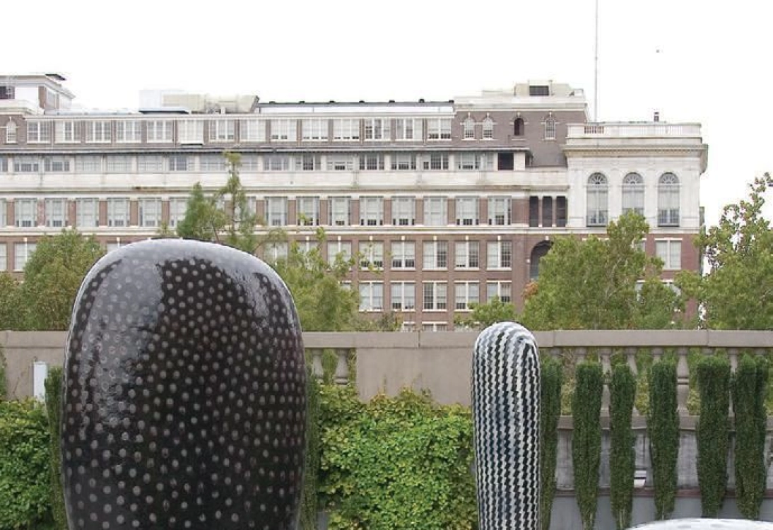 Explore Headhouse Square: Dining, Hotels & More