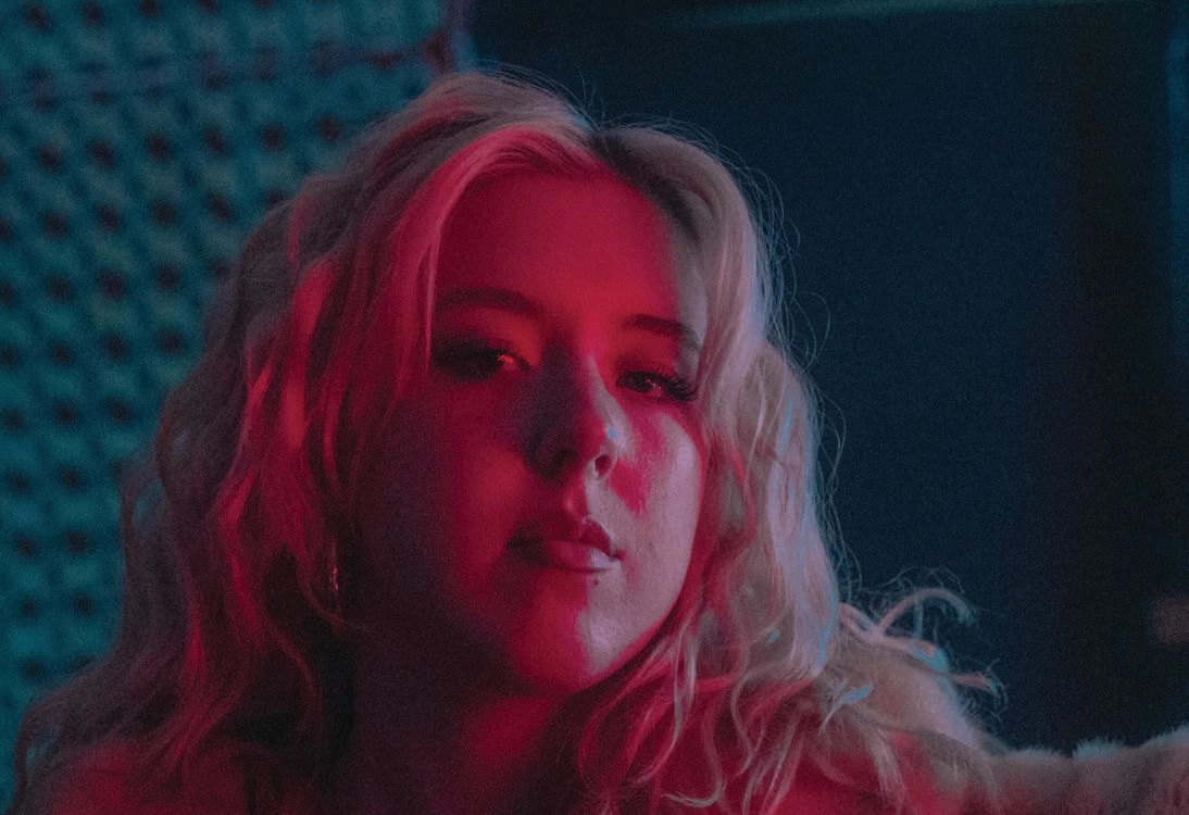 Get to know WALLIS: A Star Musician on the Rise