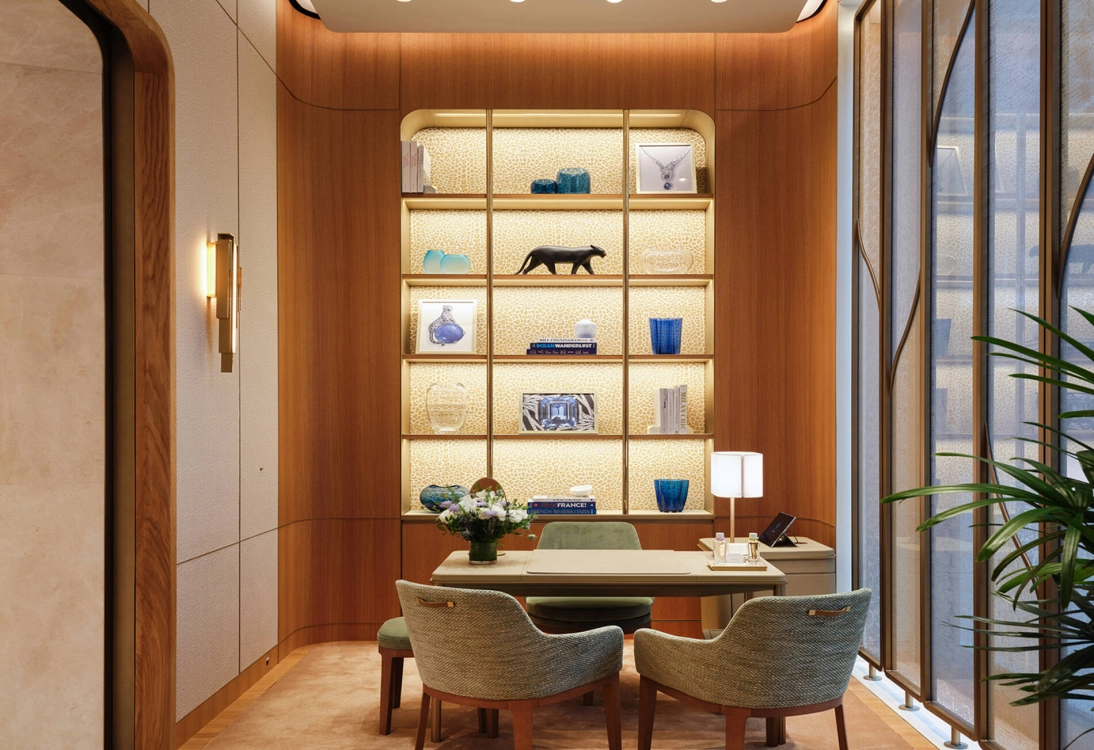 Cartier and Van Cleef & Arpels Reopen in River Oaks District