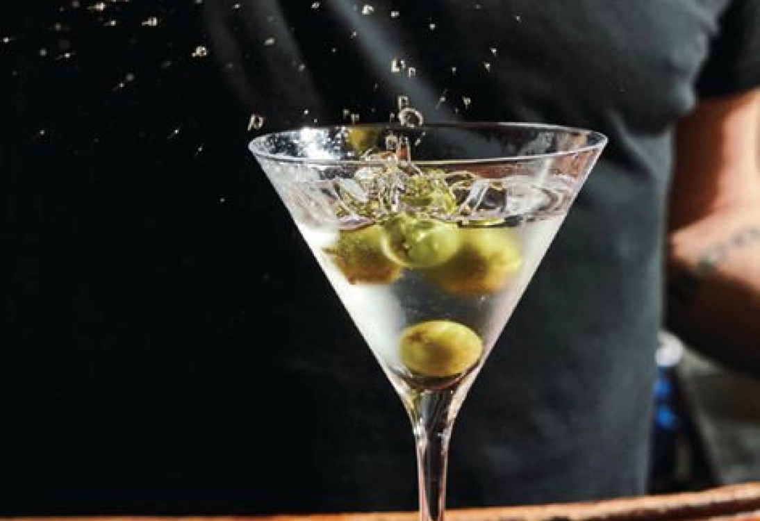 22 Of The Best Bars Across The United States