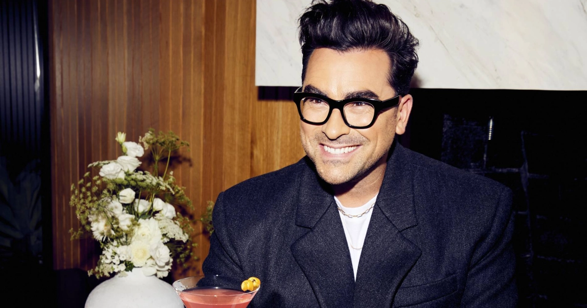 Dan Levy's Festive Cosmopolitan Cocktail Recipe with Cointreau
