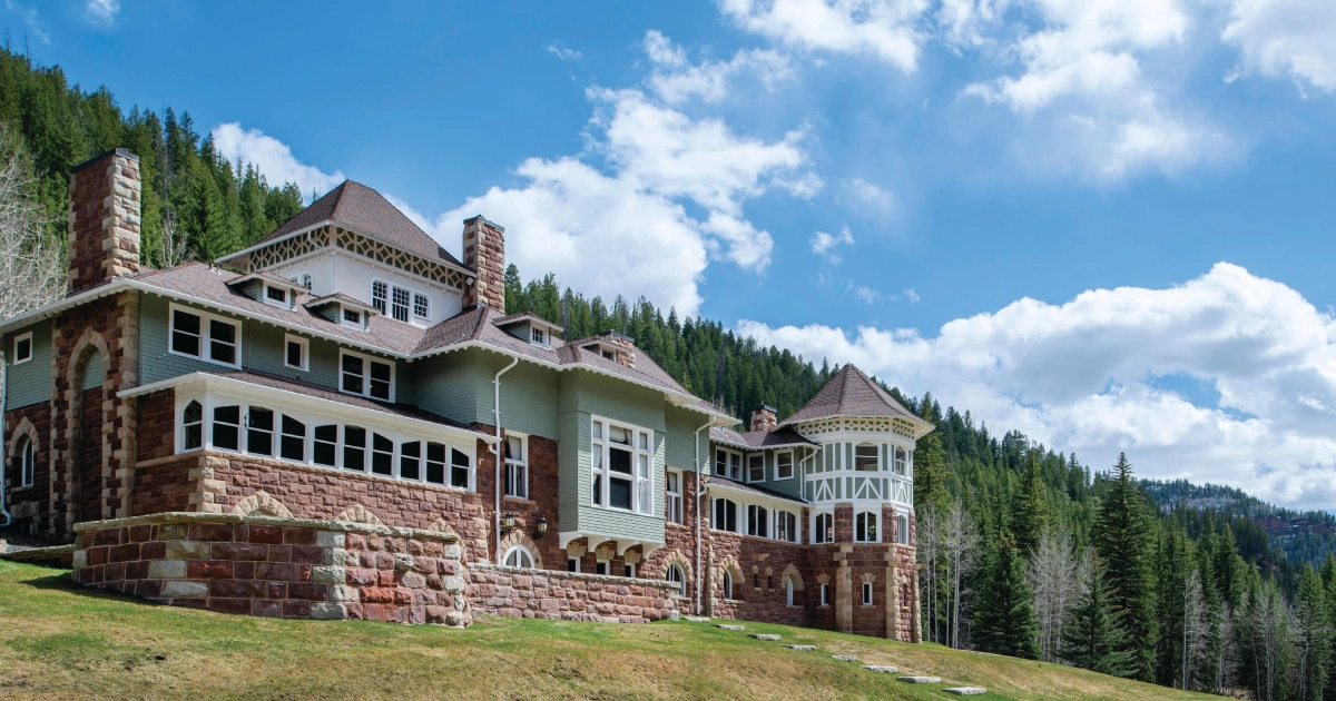 Redstone Castle: De Baets' Vision for a Wellness Retreat