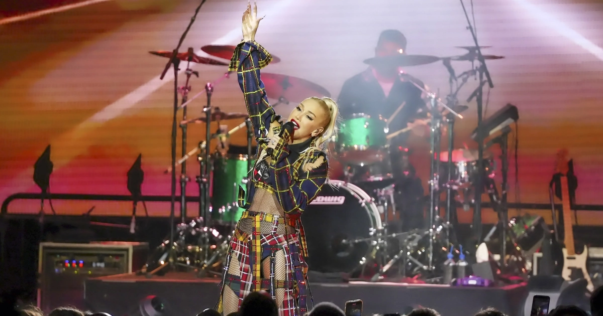 Feinstein Concert: Gwen Stefani Headlines for Health Research