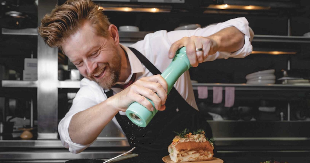 Top 20 Foodies to Follow in the USA: Celebrate with Flavor