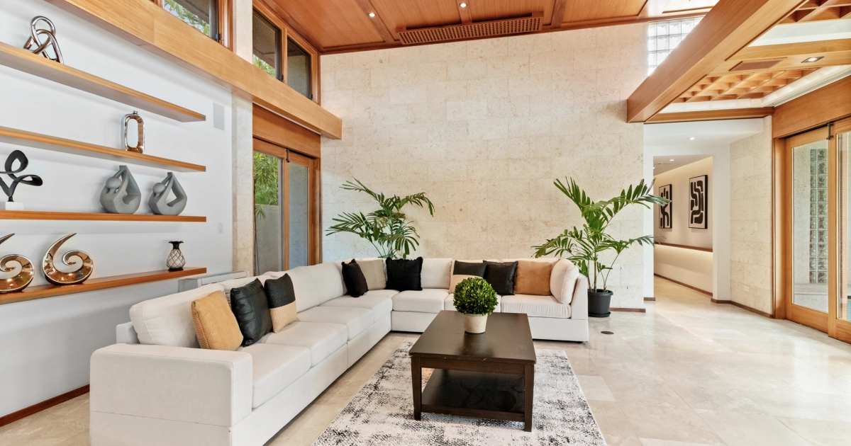 Modern Island Sanctuary in Kahala: Luxury Living Awaits