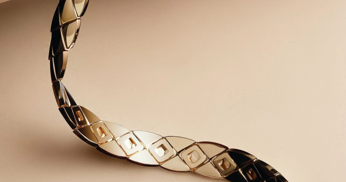 Chanel Coco Crush Choker: Elegant, Flexible Gold Jewelry