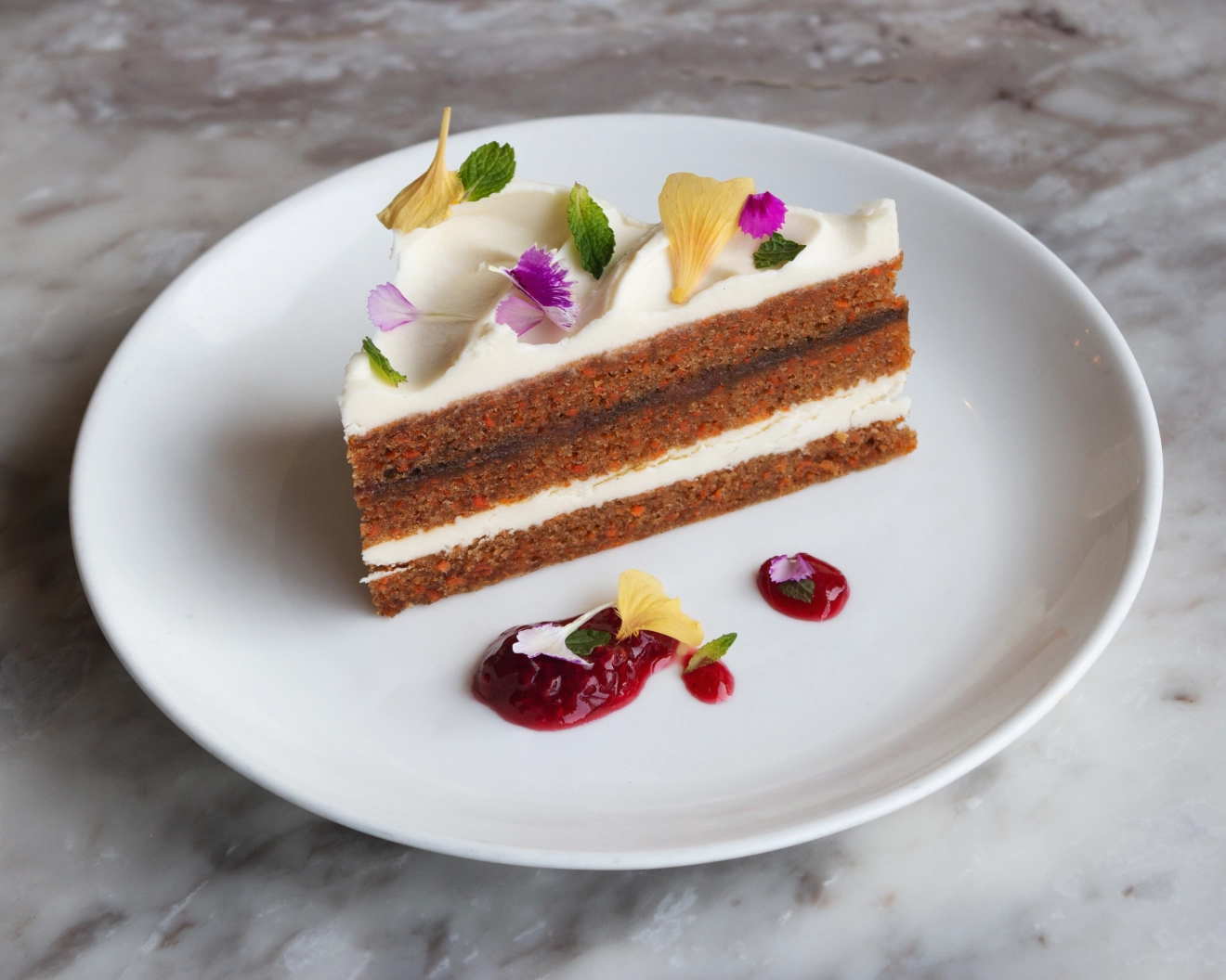 Ultimate Logan Square Guide: Dining, Shopping & Fun