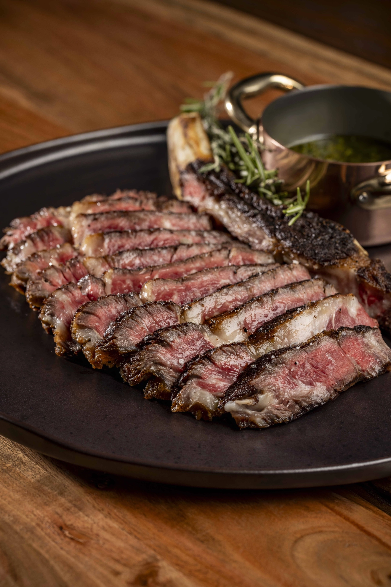 Four Sixes Ranch Steakhouse: Taste of Texas in Vegas