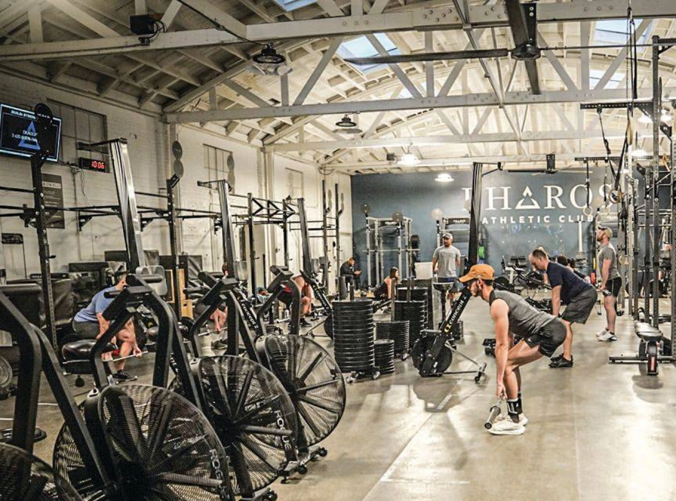Top 12 Gyms in Los Angeles for Ultimate Fitness Experience