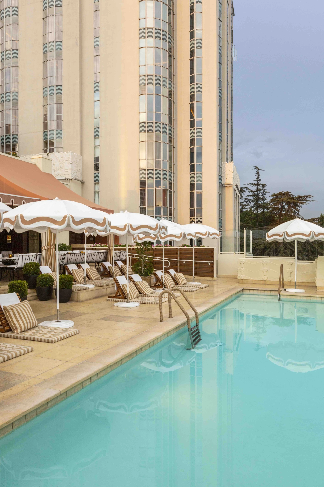 The Ultimate Guide to Sunset Strip: Where To Stay, Play, Dine & More