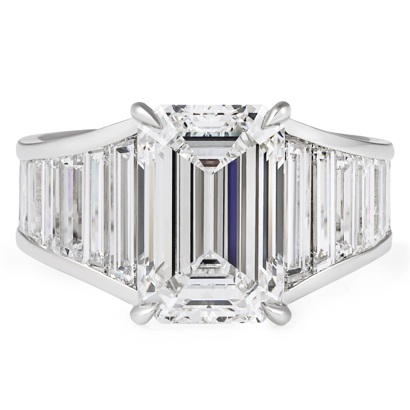 Art Deco Engagement Rings: Vintage-Inspired Modern Glamour