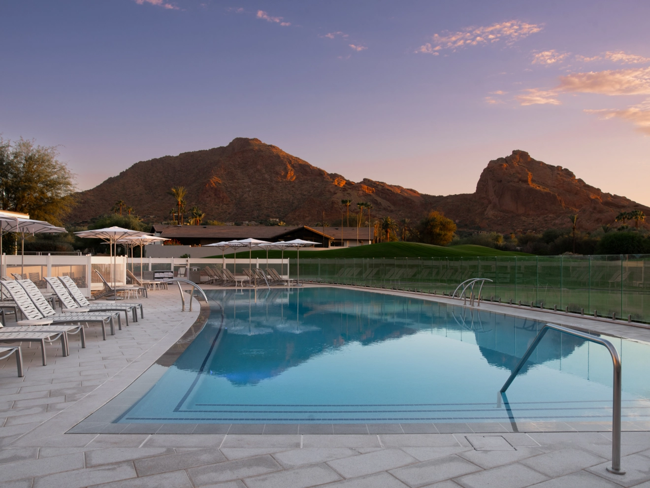 Top 8 Resorts with Amazing Pools in Arizona