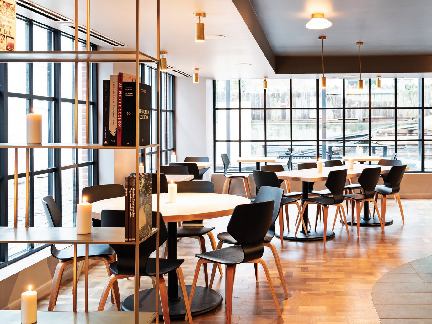 Perfect Pairings: Trendy DC Eateries & Stylish Accessories