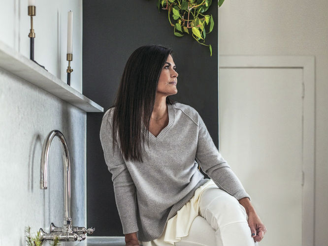 Joline Rivera: CBD Wellness & Daily Health Rituals Guide