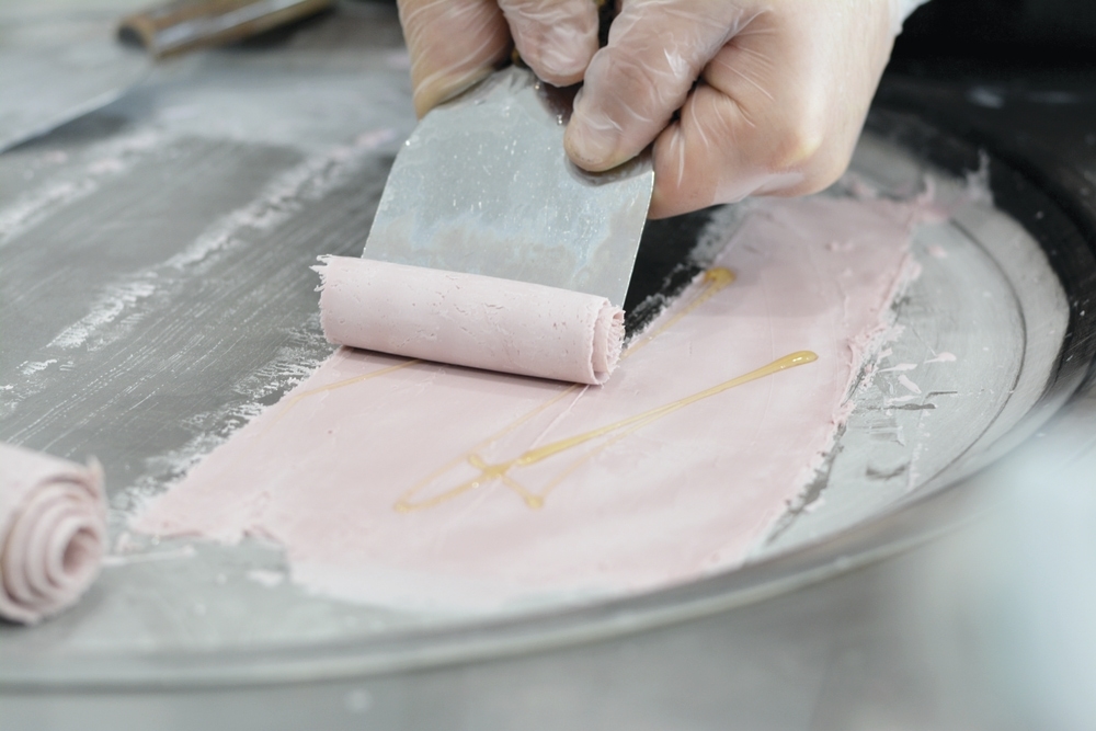 L.A.'s Ice Cream Haven: Cold Rolled's Artisanal Delights