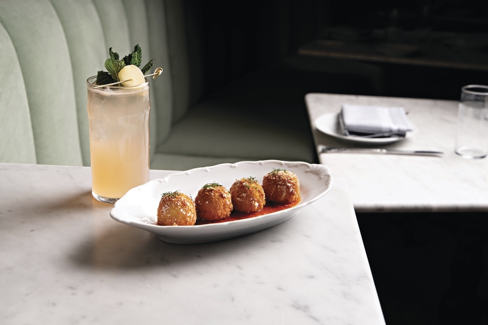Decadent Dining Guide: America's Top Luxurious Restaurants