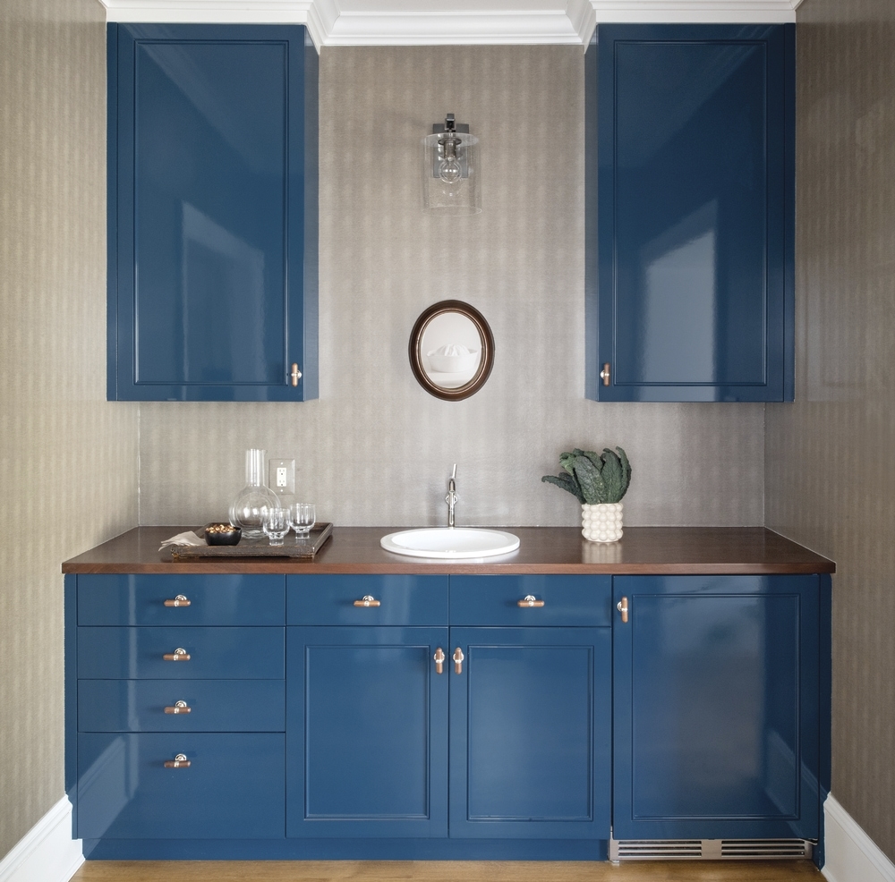 Modern Family Kitchen Design: Chic and Functional