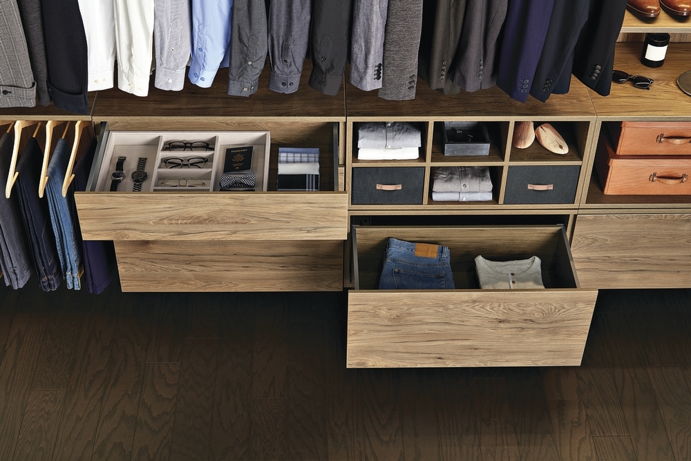 Discover Luxurious Custom Closets with Avera