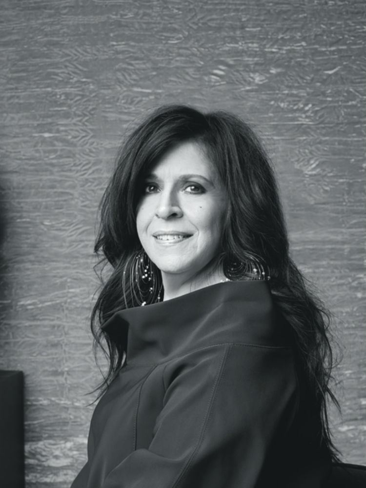 Maria Pinto: Chicago's Innovative Fashion Pioneer