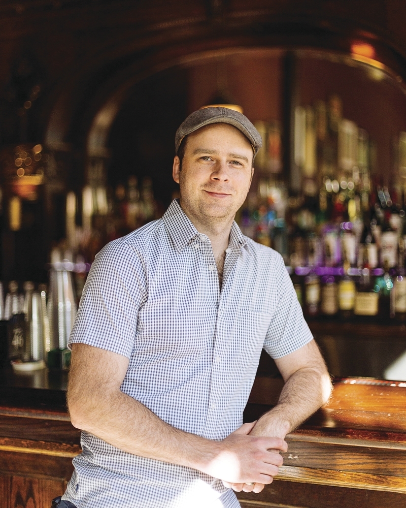 Den Theatre Wicker Park: Laughs and Entertainment Expand