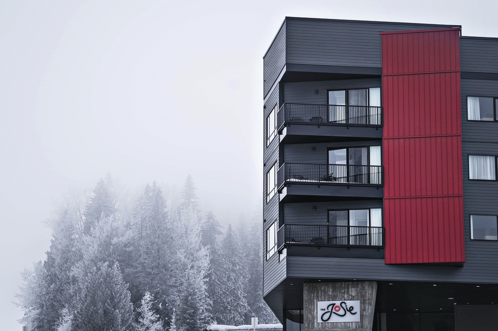 Experience Luxury at The Josie Hotel & Yosemite Cabins