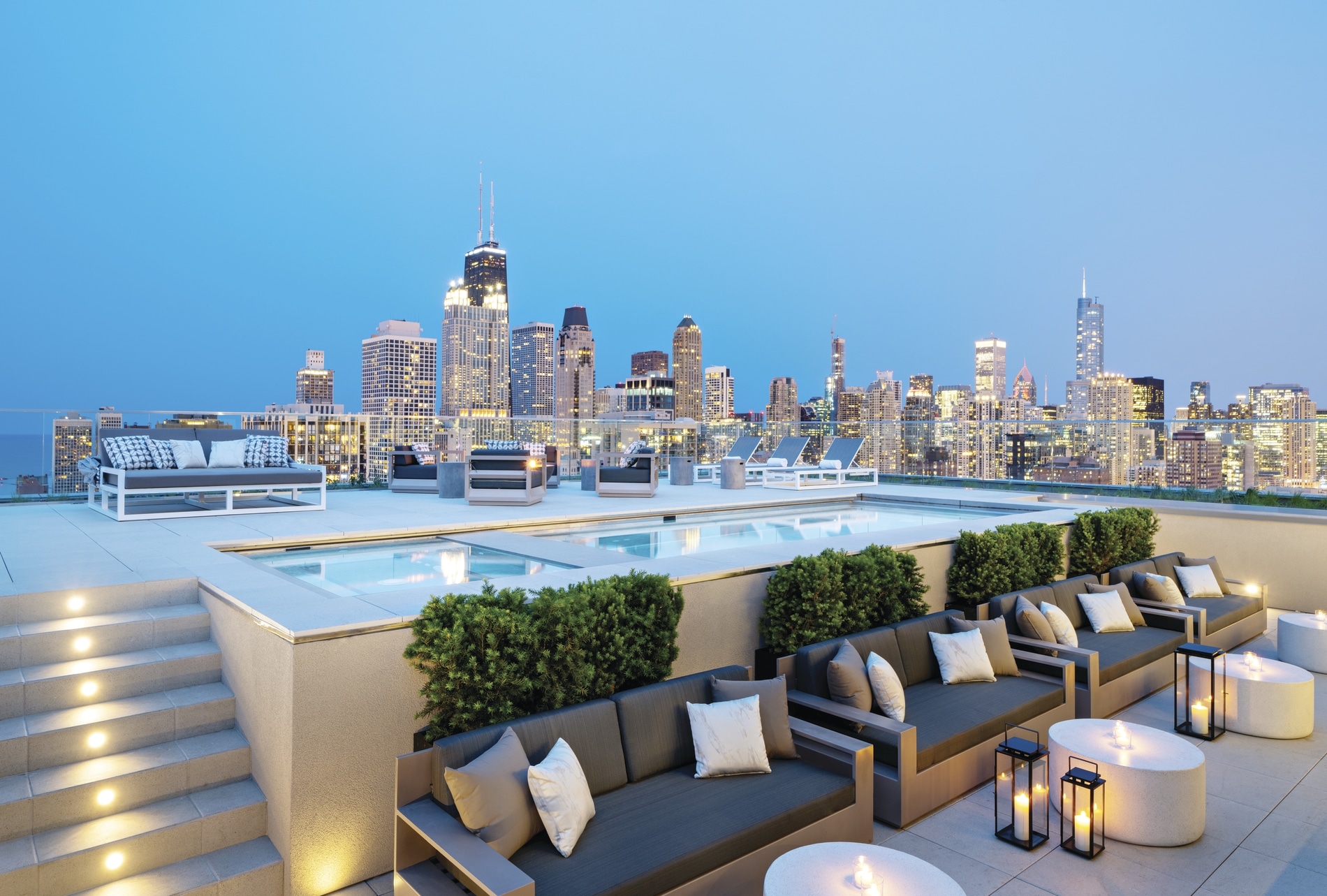 Rent Chicago's Ultimate Luxury Penthouse at Old Town Park