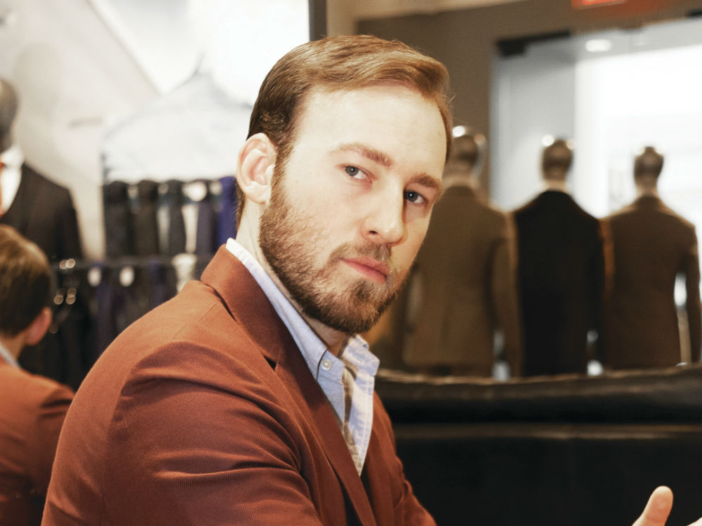 Men's Style Secrets: Grooming, Fashion & Seasonal Must-Haves