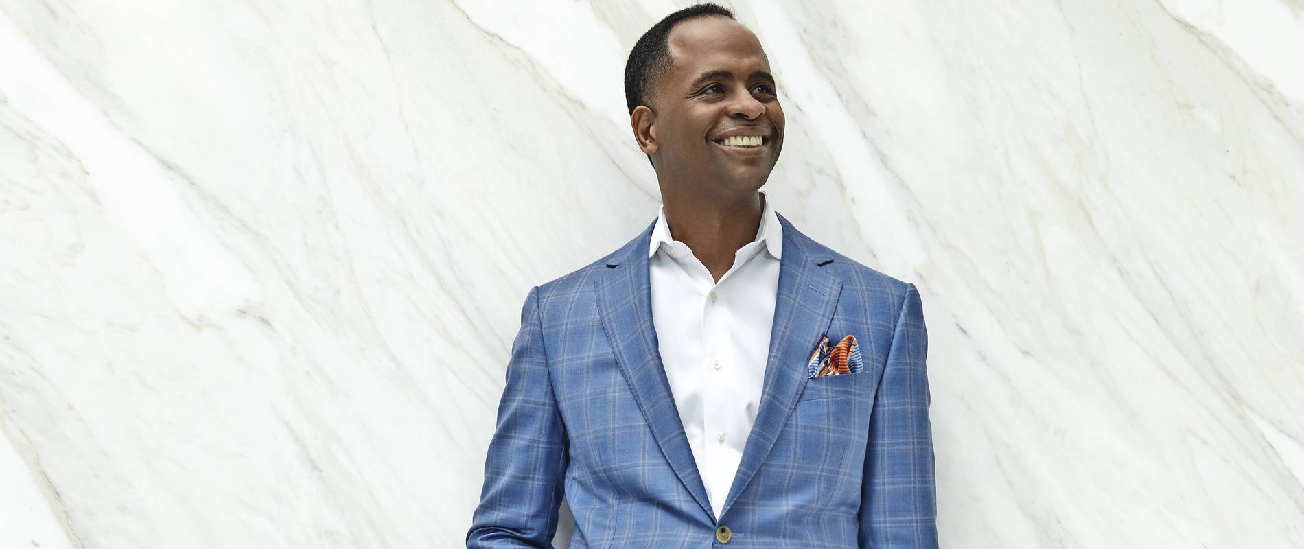 Stylish Financial Adviser: Jesse Walton Jr.'s Fashion Insights