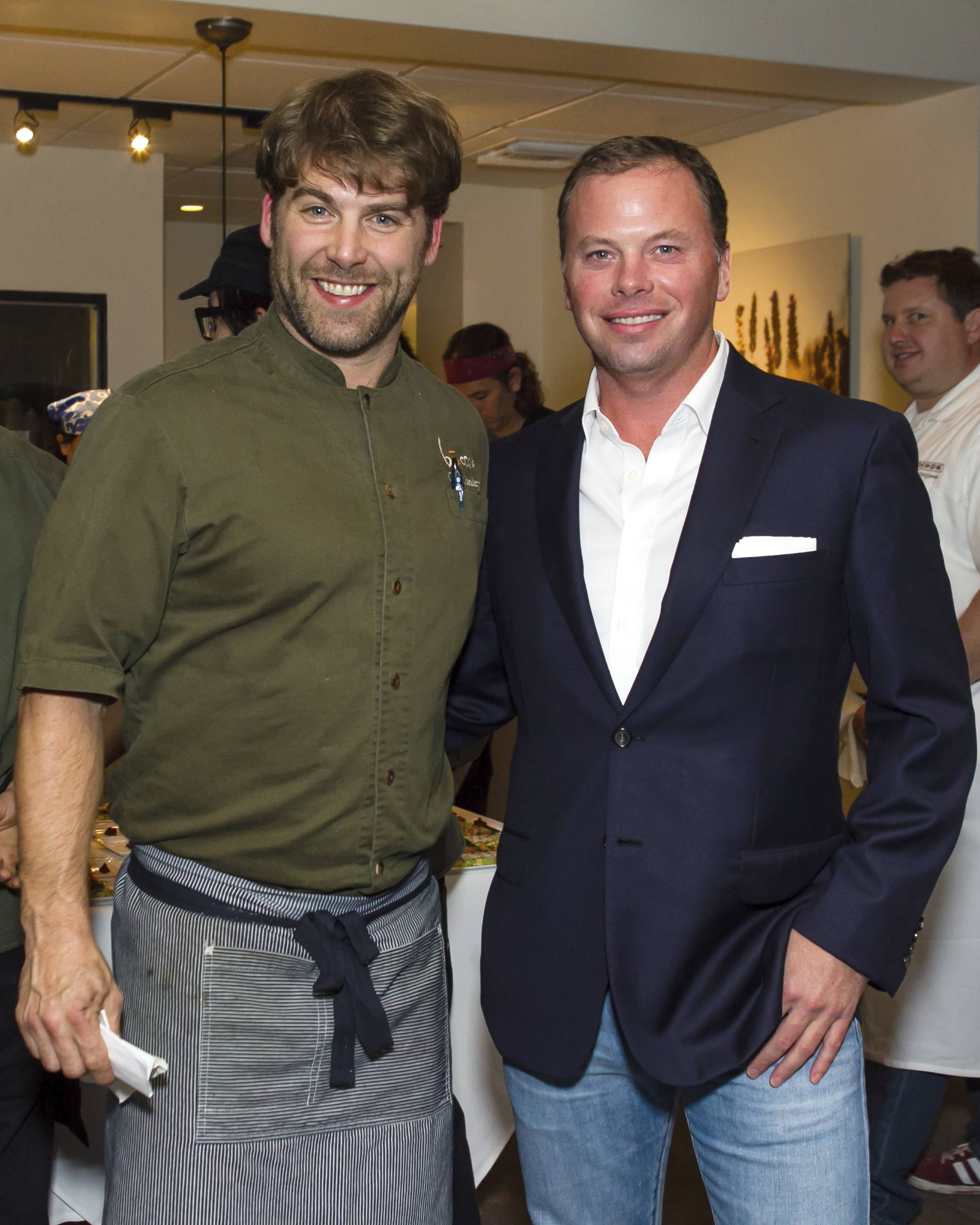 Buccan's Culinary Charm & Community Support