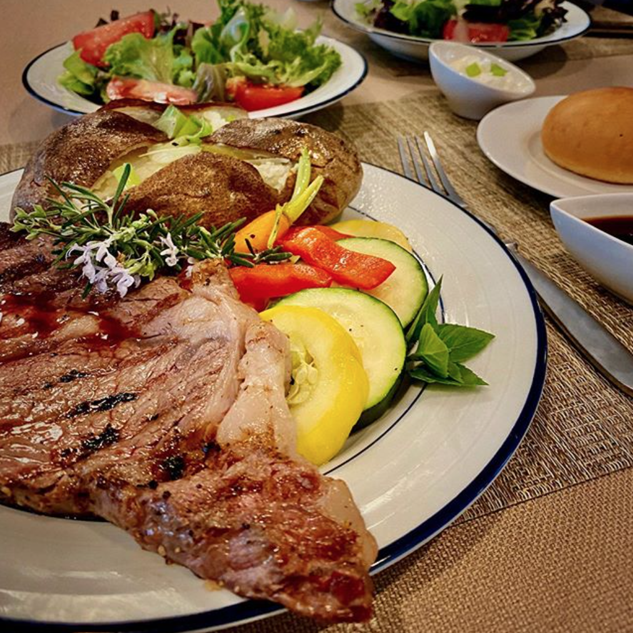 Experience Gourmet Dining at Home