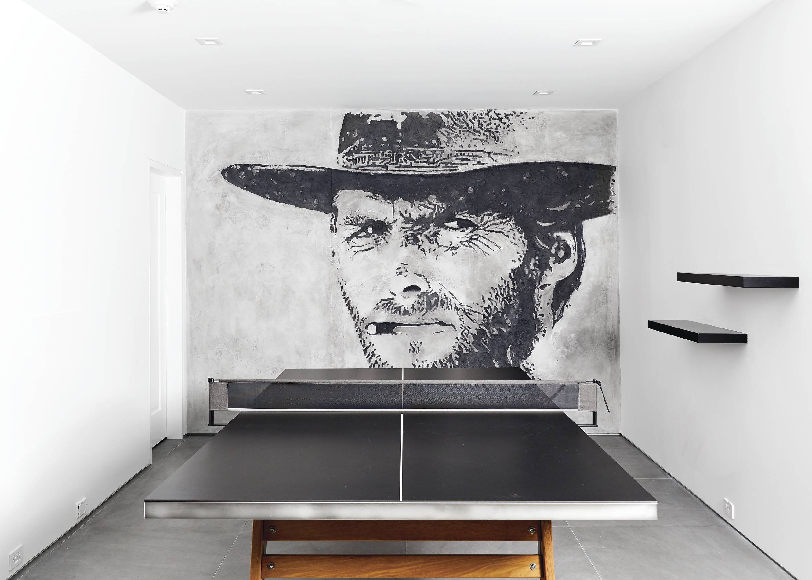 Derek Axelrod's Stunning Contemporary Hamptons Home Tour