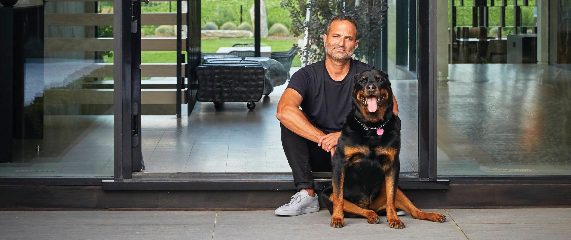 Derek Axelrod's Stunning Contemporary Hamptons Home Tour