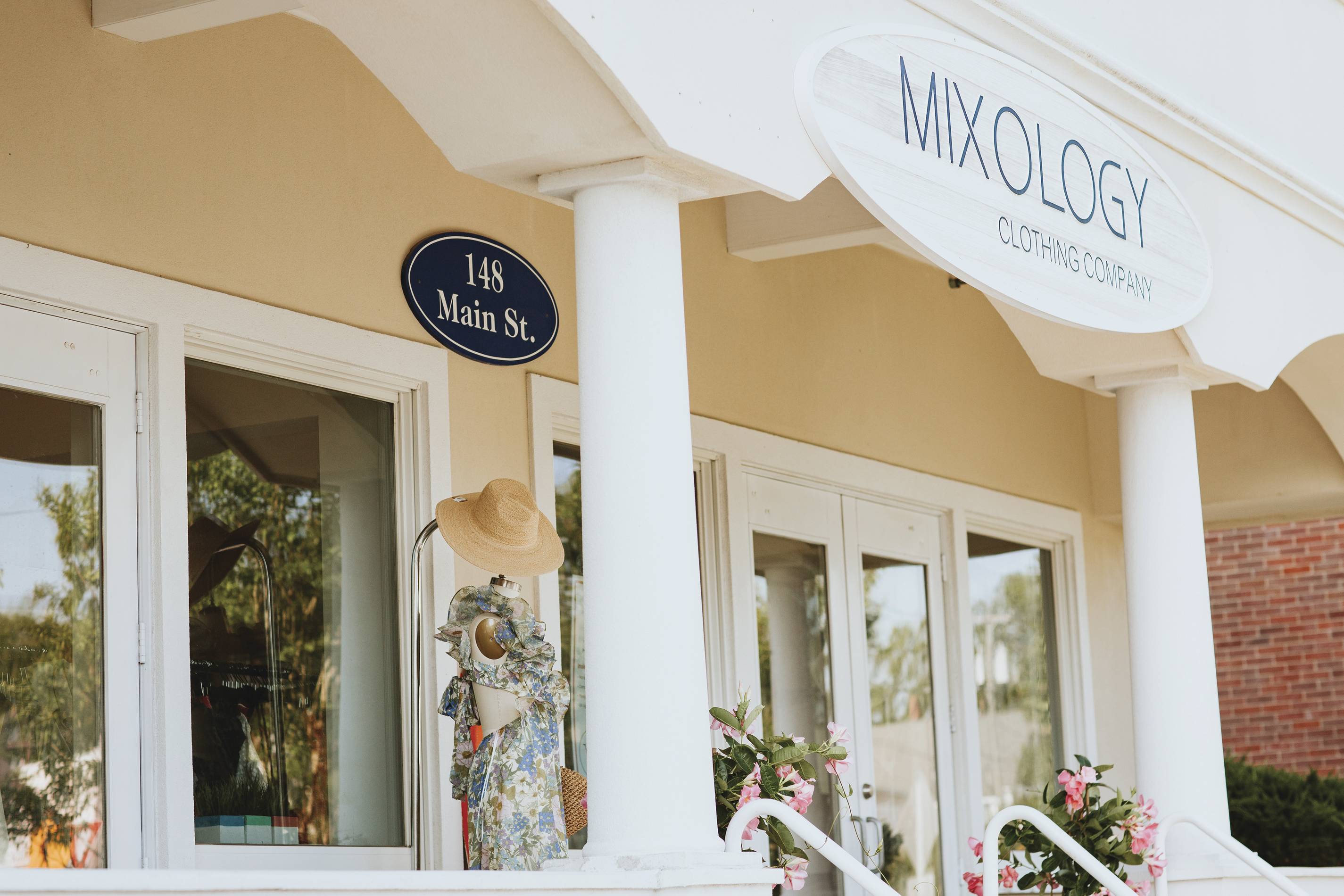 Discover The Best Hamptons Shopping 70+ Top Stores Guide