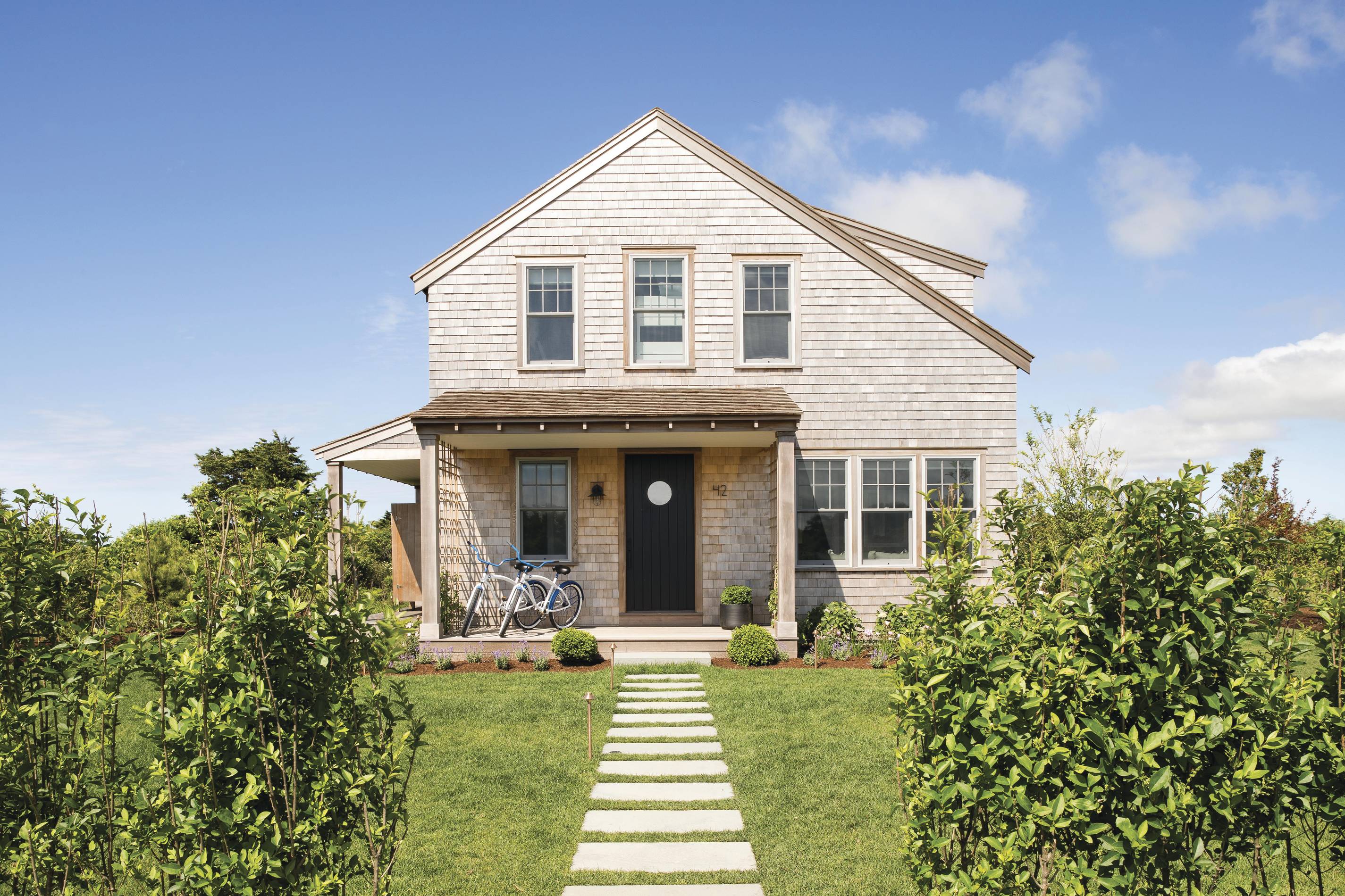 Cannonbury Lane: Modern Homes with Nantucket Charm