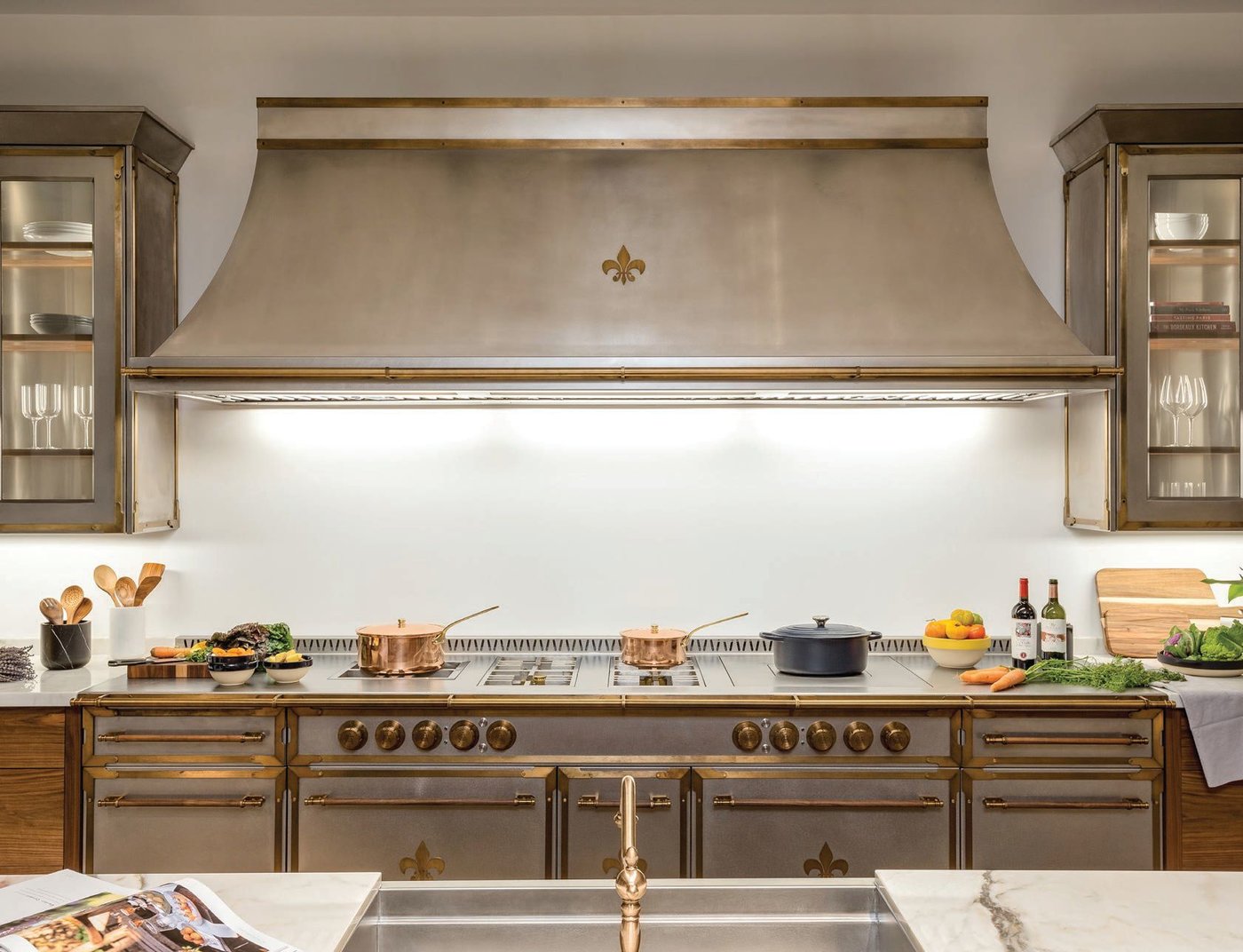 Luxury French Kitchen Designs by L'Atelier