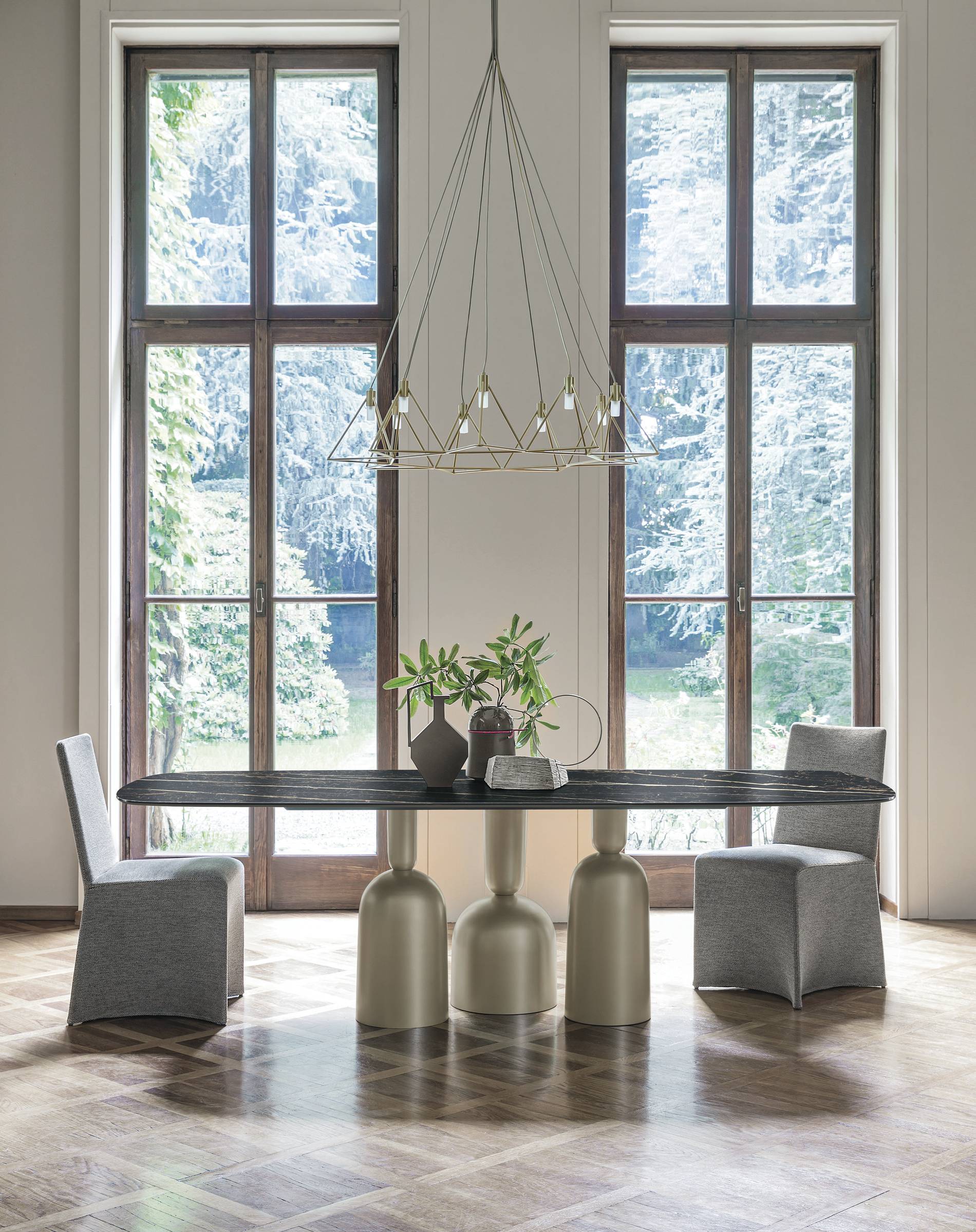 Classic Spindle Furnishings: Modern Bobbin Trends