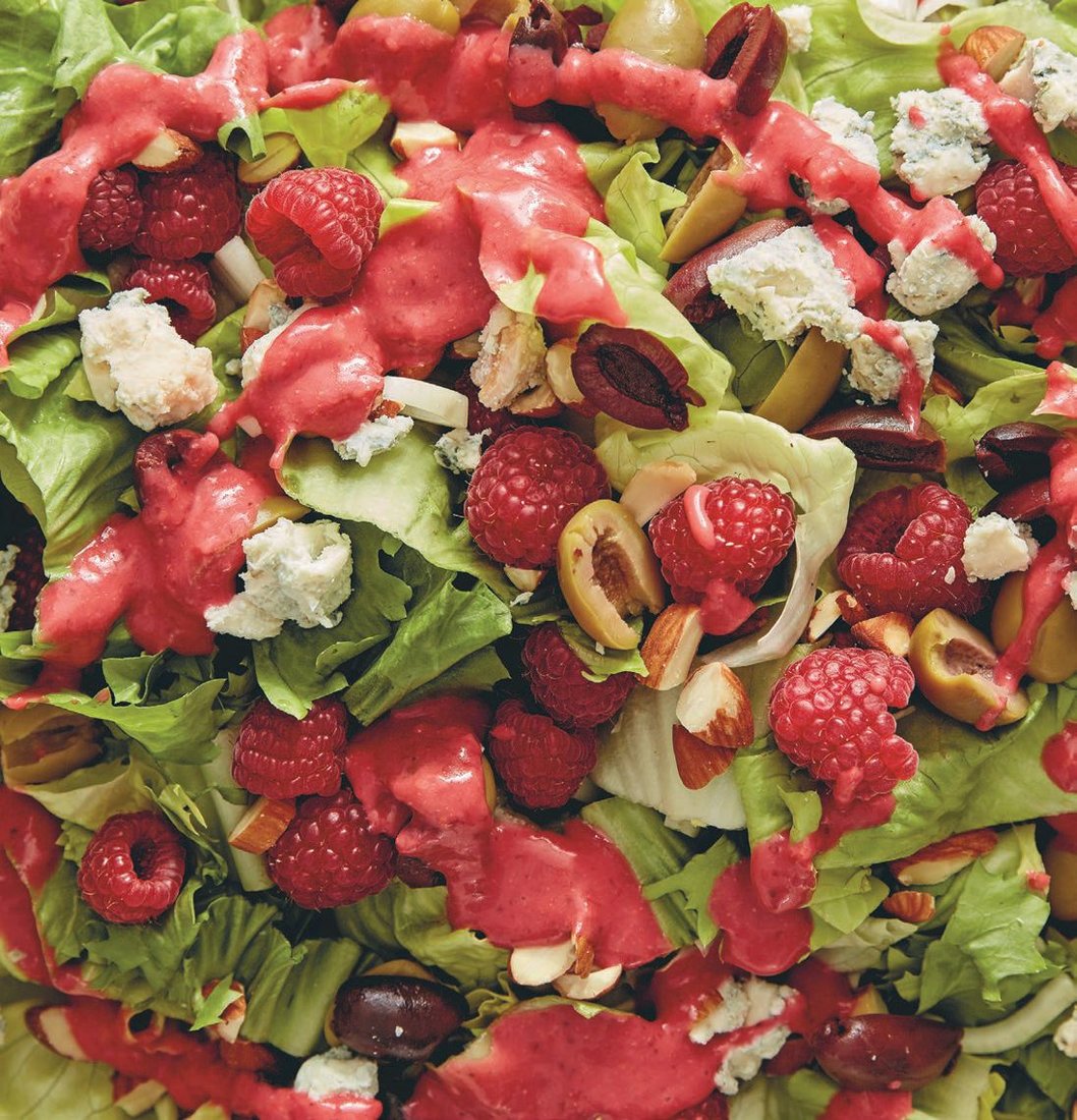 Giada's Ultimate Raspberry Dressing Salad Recipe