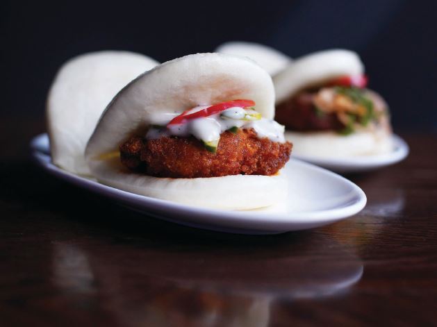 Outdoor Happy Hour in Philly: Top 5 Eateries to Enjoy