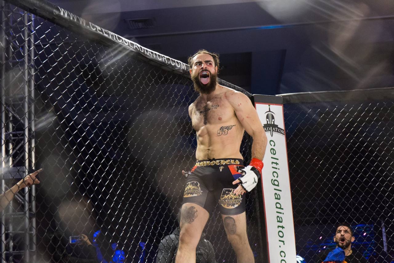How Racing Made David Roberts Fearless in MMA & Boxing