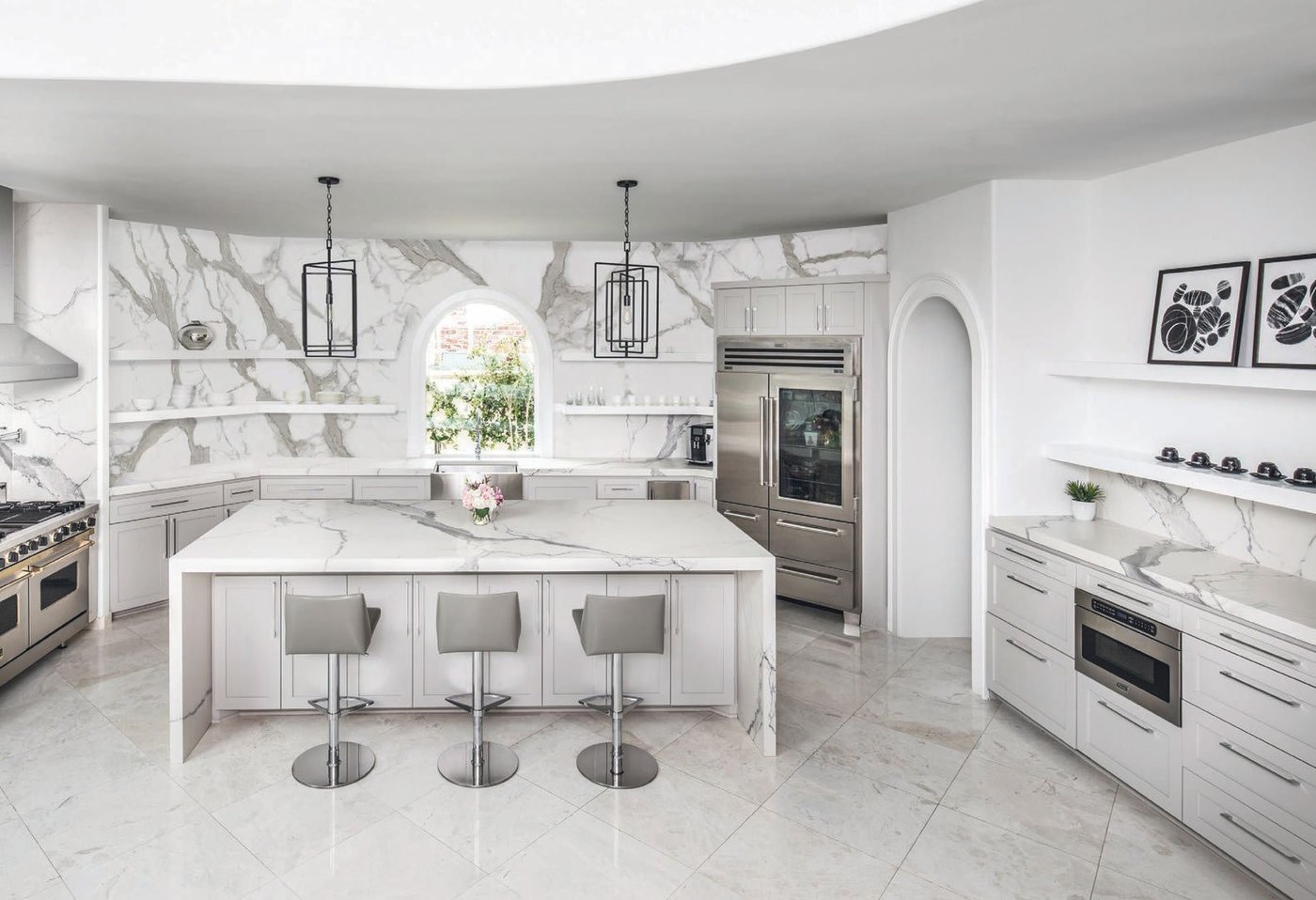 Moderno Porcelain Works: Revolutionizing Large-Format Surfaces